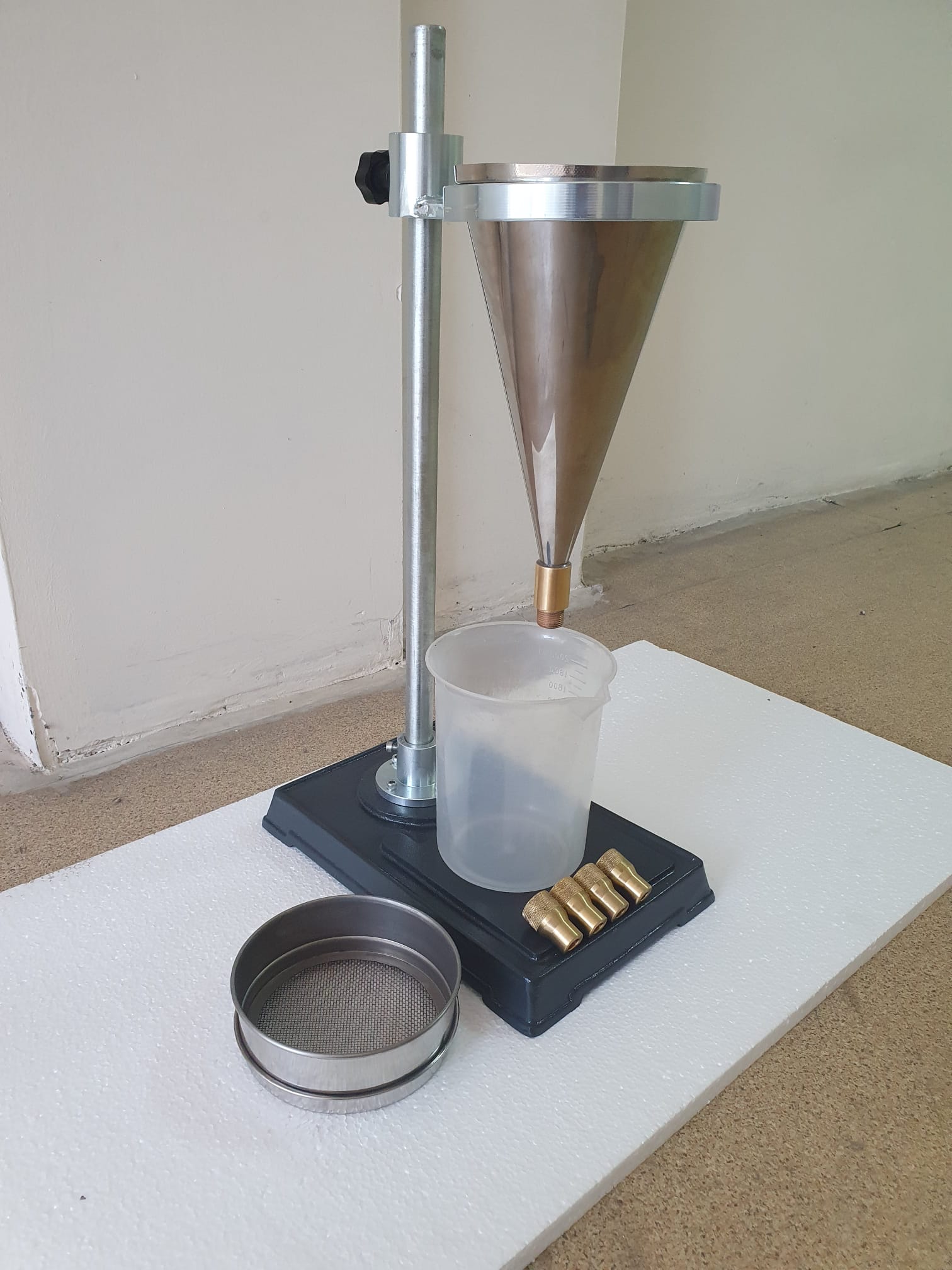 Cement Flow Cone Apparatus | Parsros Material Testing Equipments