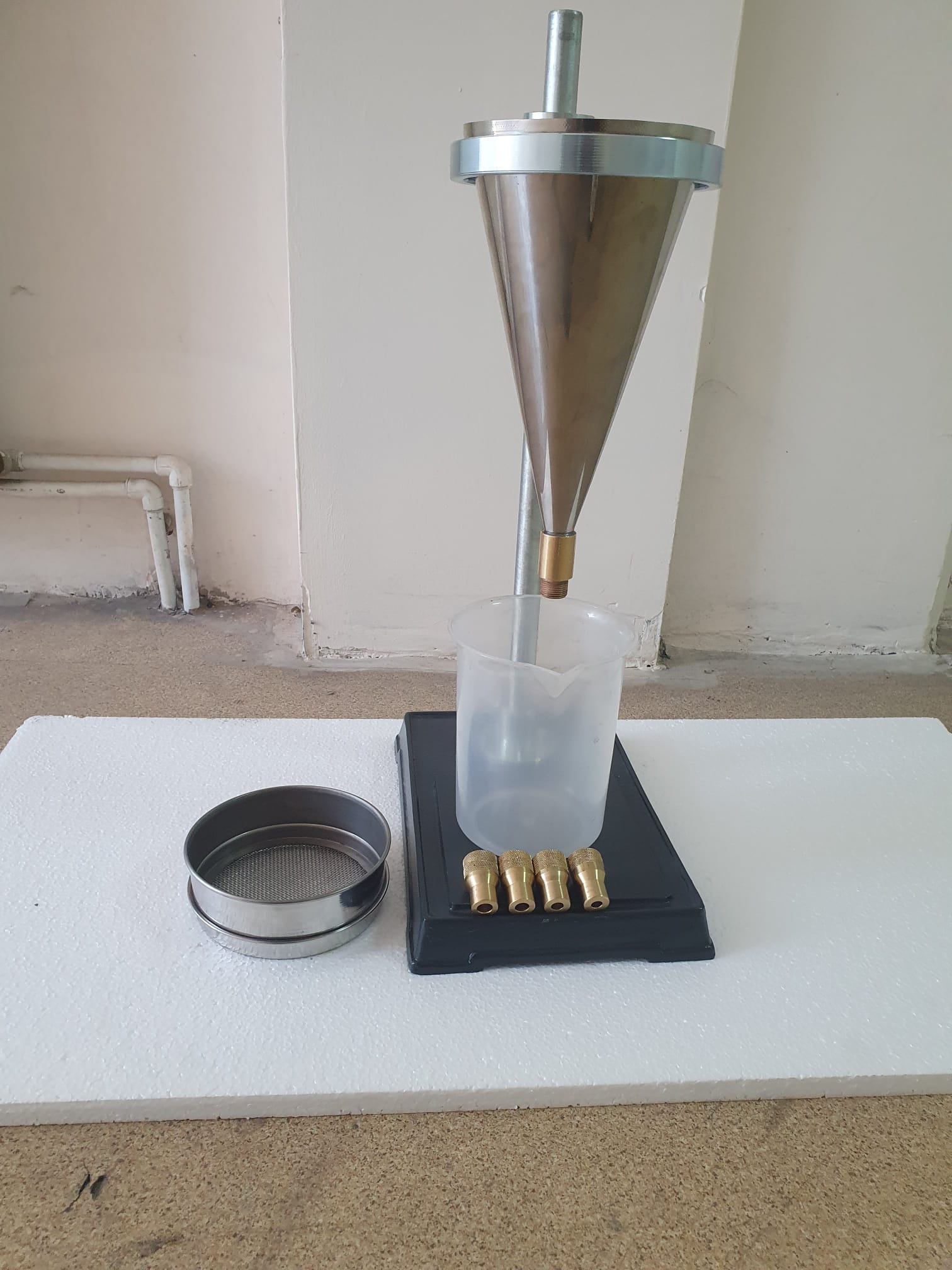 Cement Flow Cone Apparatus | Parsros Material Testing Equipments