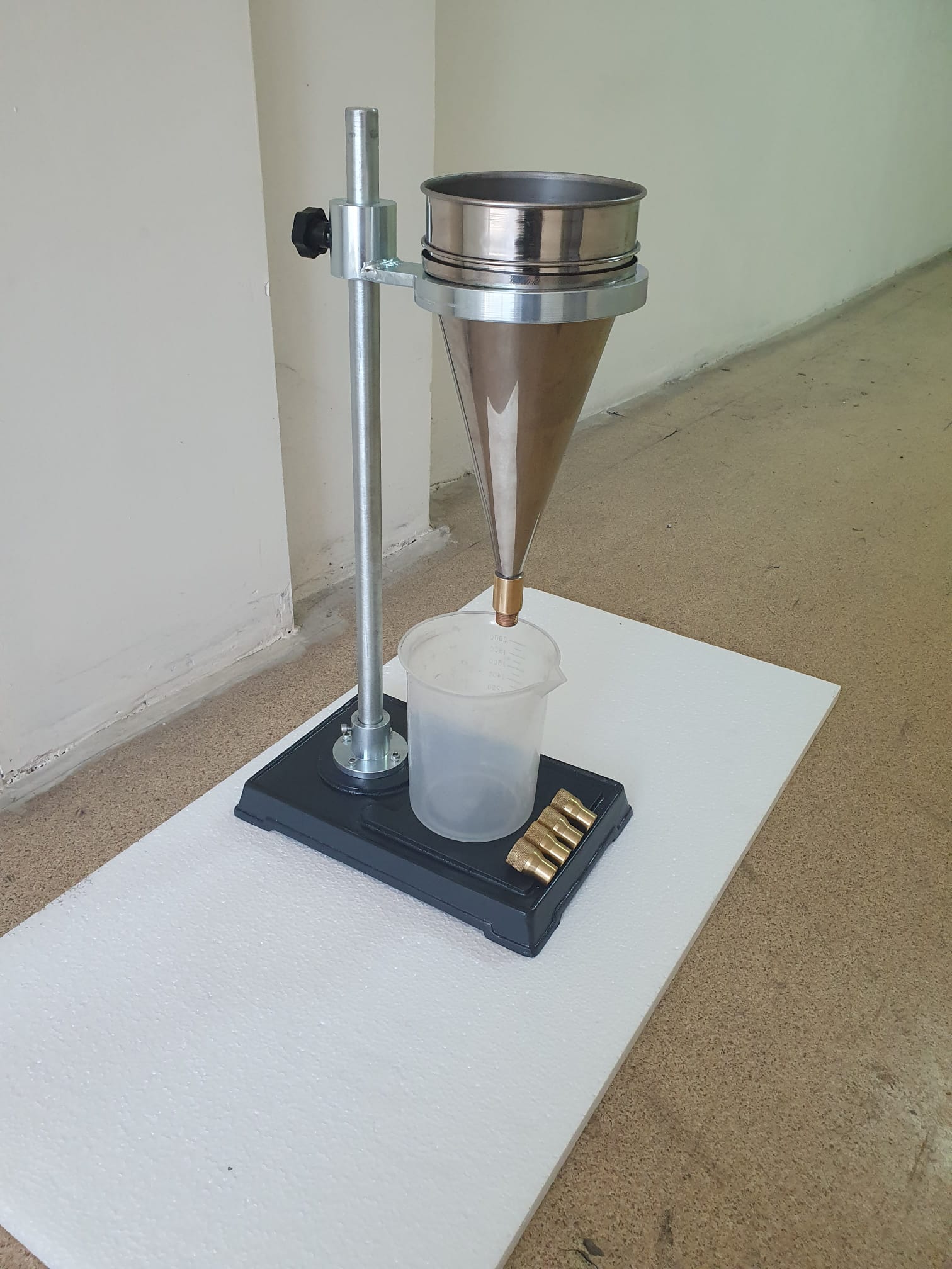 Cement Flow Cone Apparatus | Parsros Material Testing Equipments