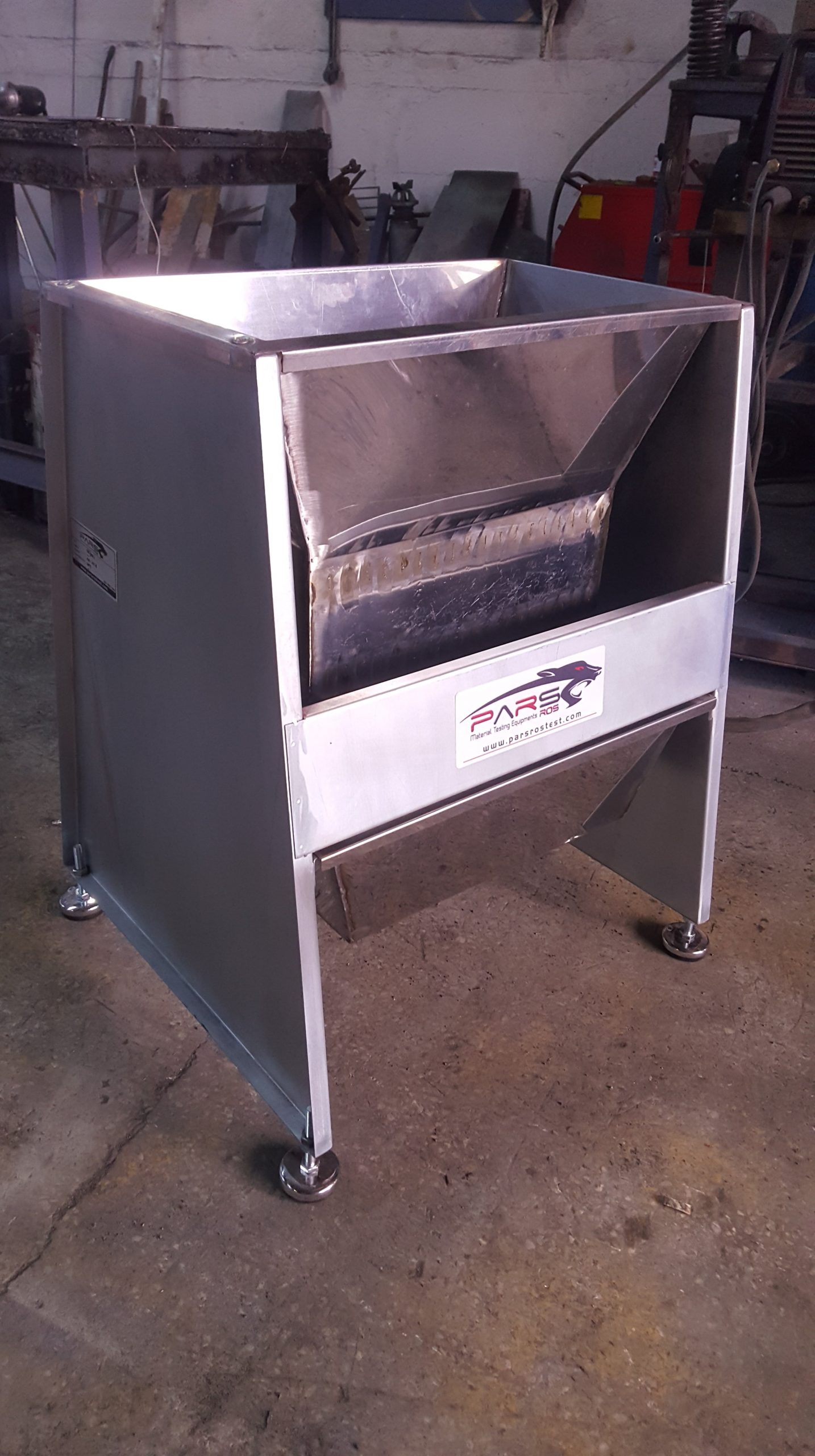 Large Capacity Sample Splitter | Parsros Material Testing Equipments