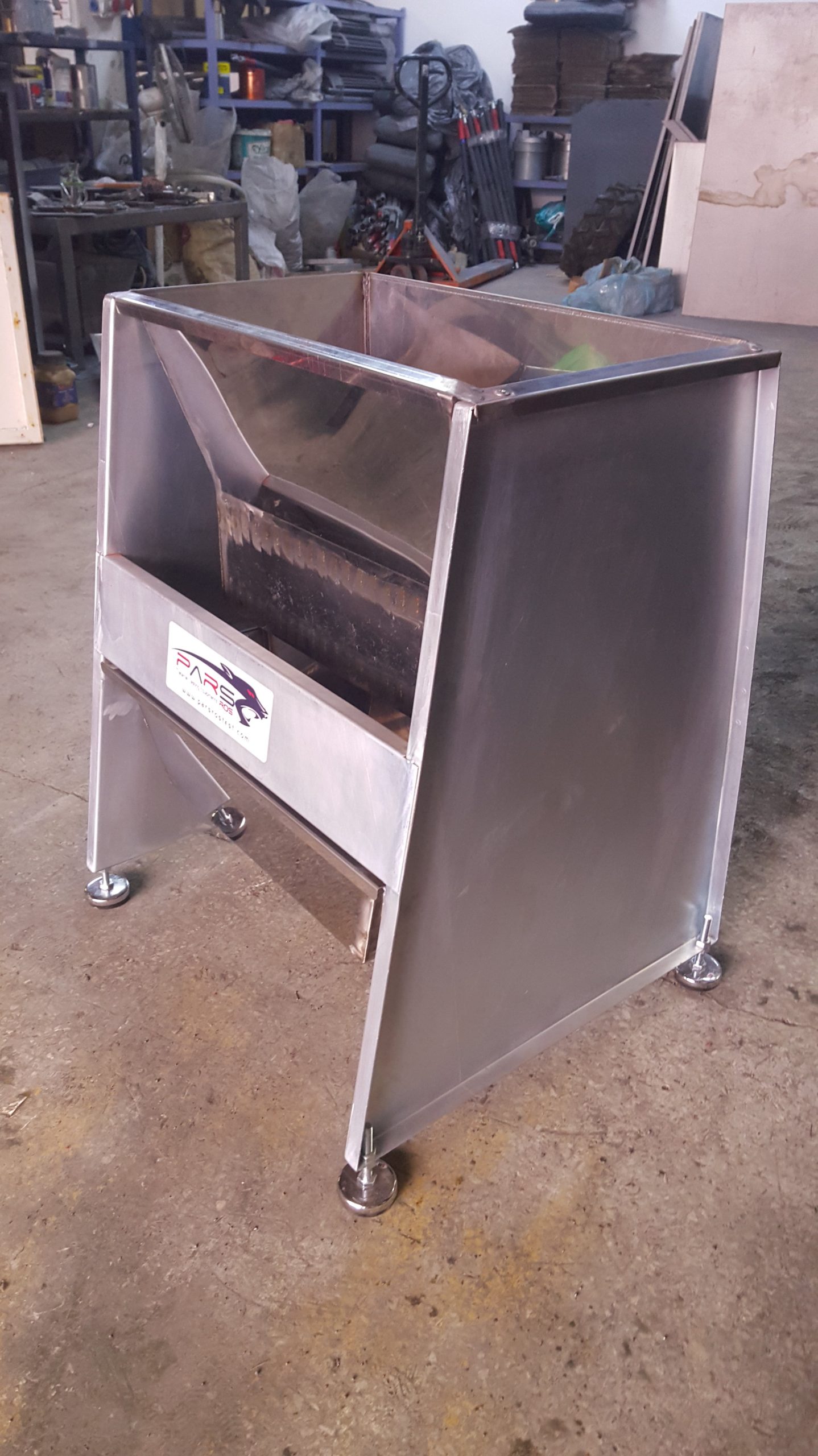 Large Capacity Sample Splitter | Parsros Material Testing Equipments