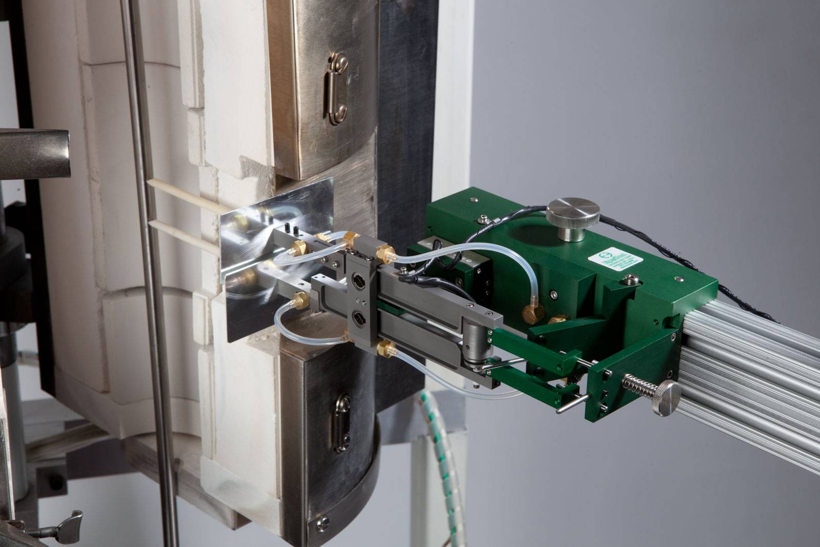 Epsilon 3648 - Yüksek Sıcaklık, Ekstensometreler (1200°C veya 1600°C ...