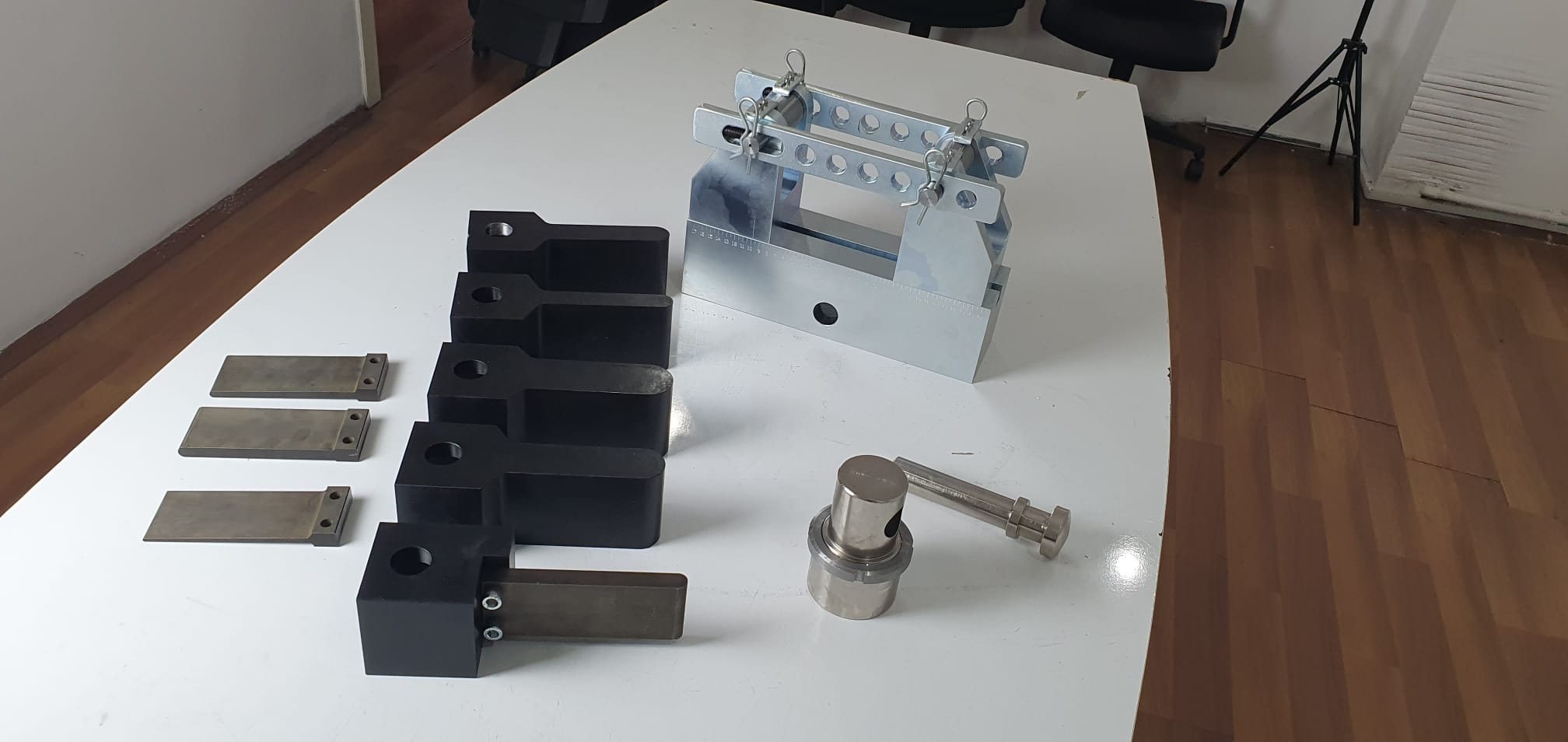 ISO 5173 Test Fixture | Parsros Material Testing Equipments